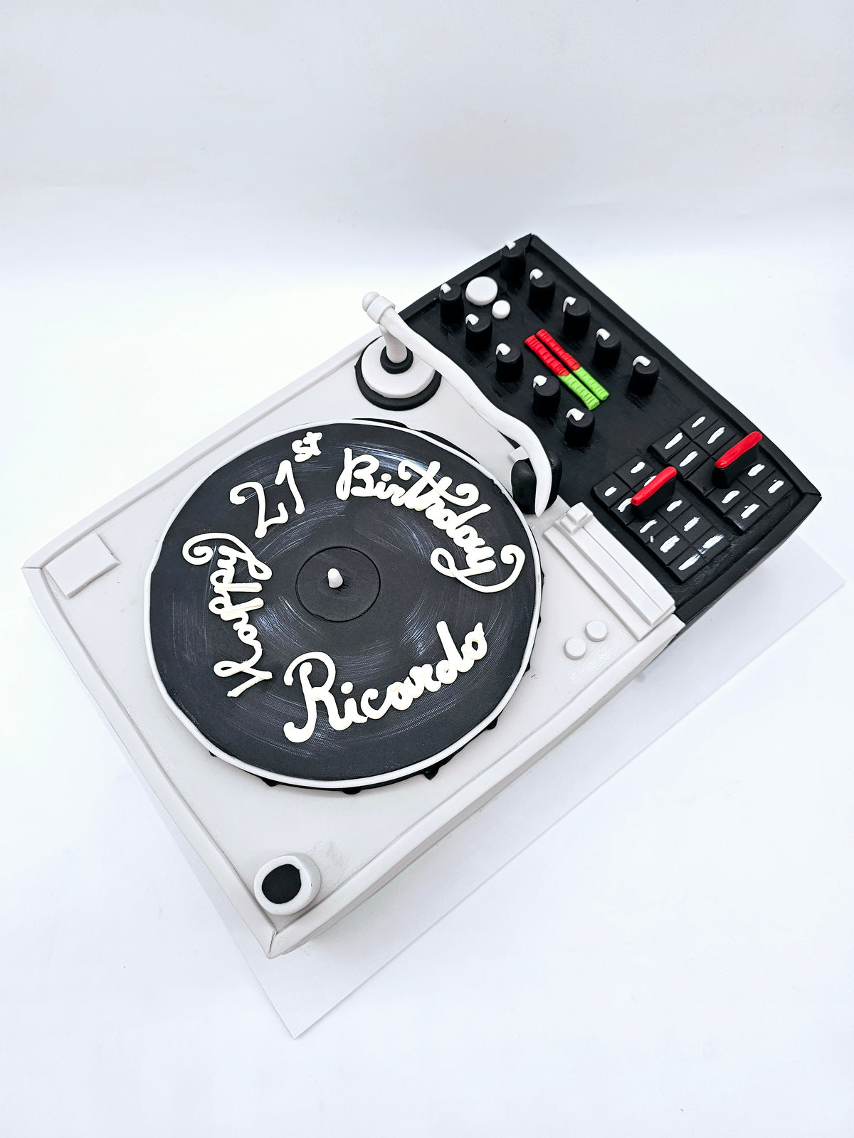 3D DJ Turntable Cake – Record Player Birthday Design